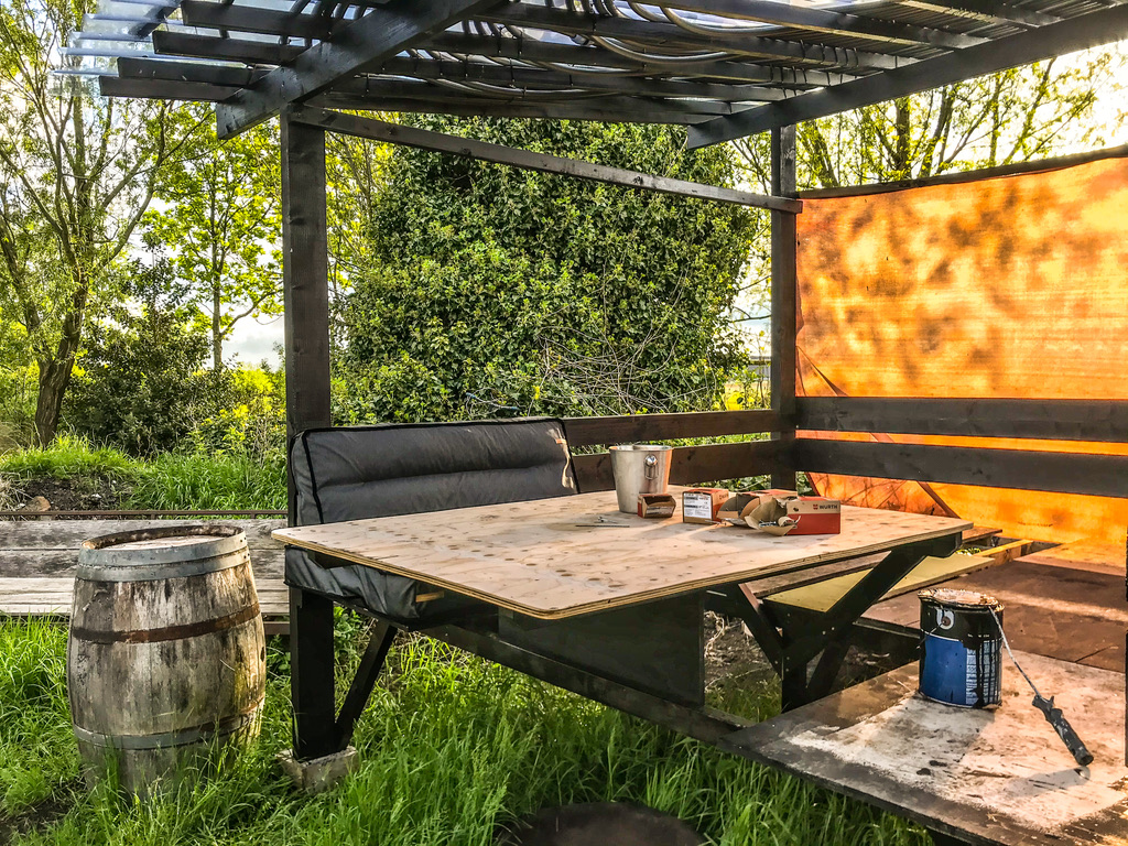 Doe het zelf Chillplek in je tuin - Toffe Plek